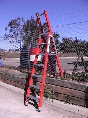 INDALEX Pro Series Fibreglass Step Extension 7ft (2.1 m - 3.7 m ...